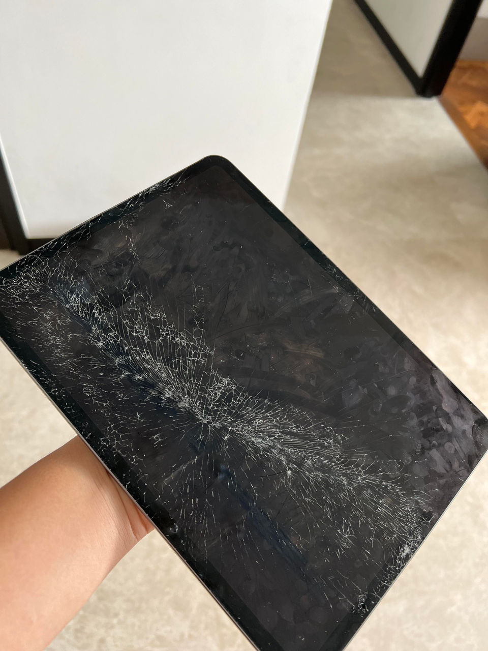 Cumpăr Apple iPad orice model, capacitate și stare!