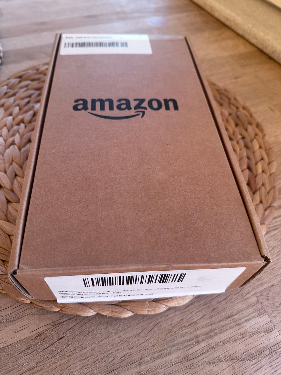 Kindle Paperwhite Gen 11. Nou, sigilat.