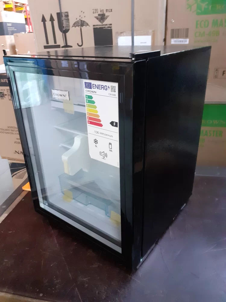 Frigider minibar cu capacitate 68l