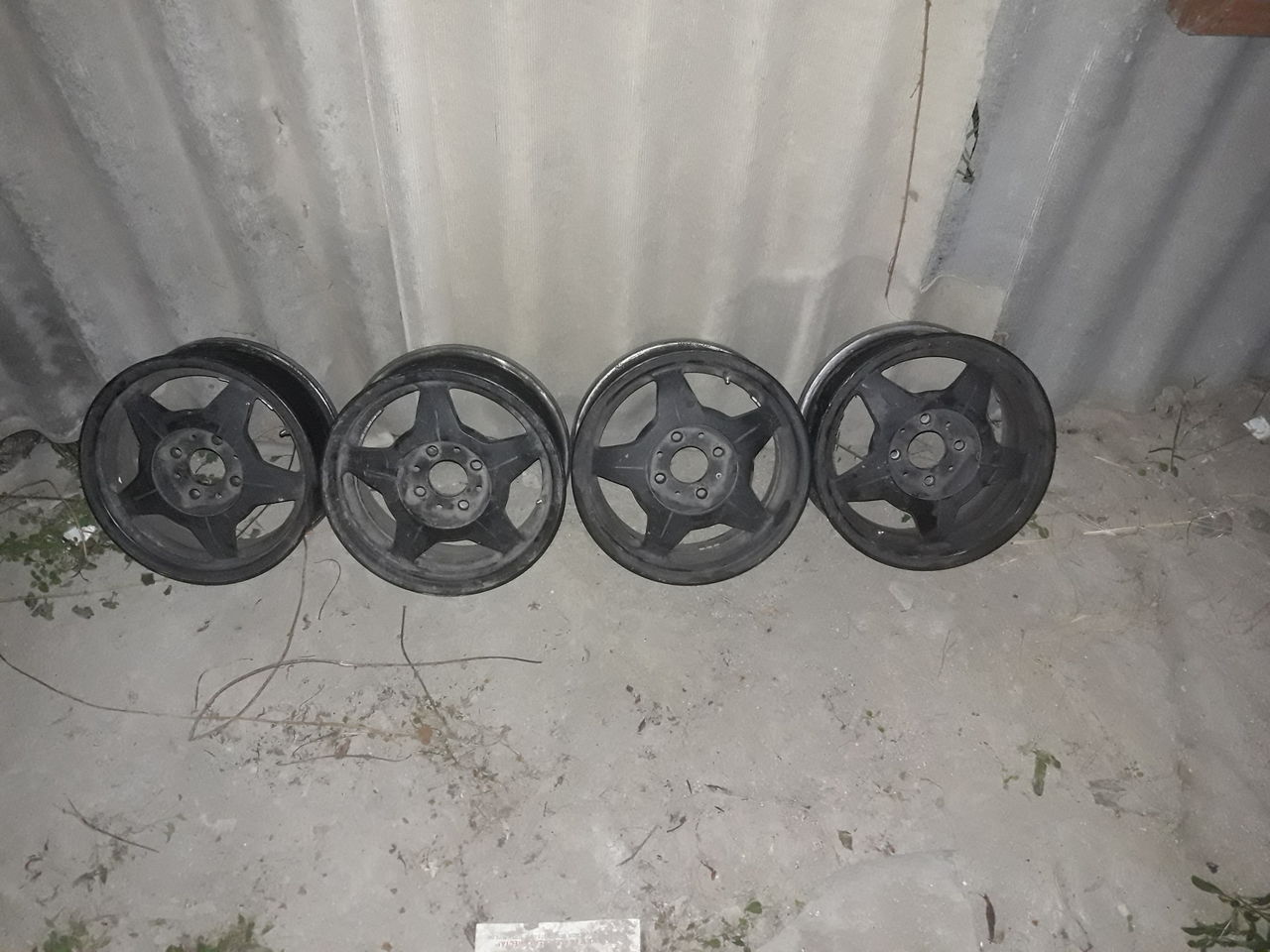 Vind 4 discuri titan R13