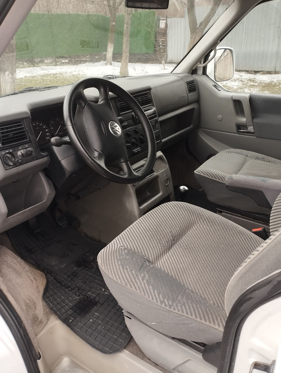 Volkswagen Multivan an. 2000 cu rulaj, Diesel, 8300