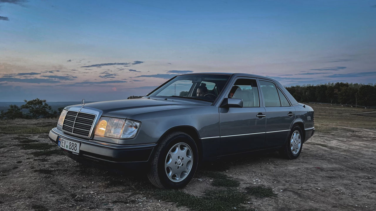 Mercedes Series (W124)