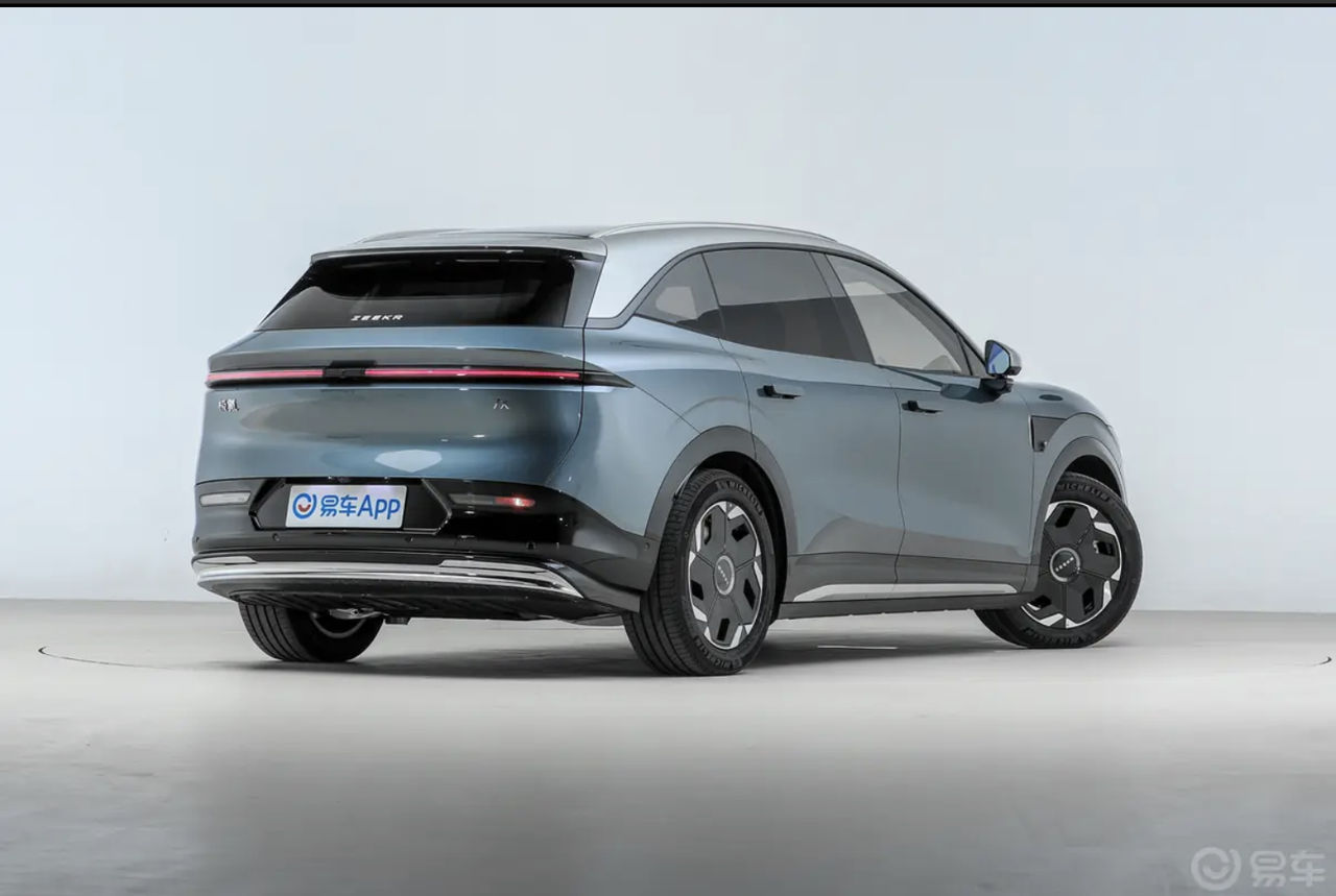 Zeekr 7X an. 2025 cu rulaj 10 km, Electricitate, 34700