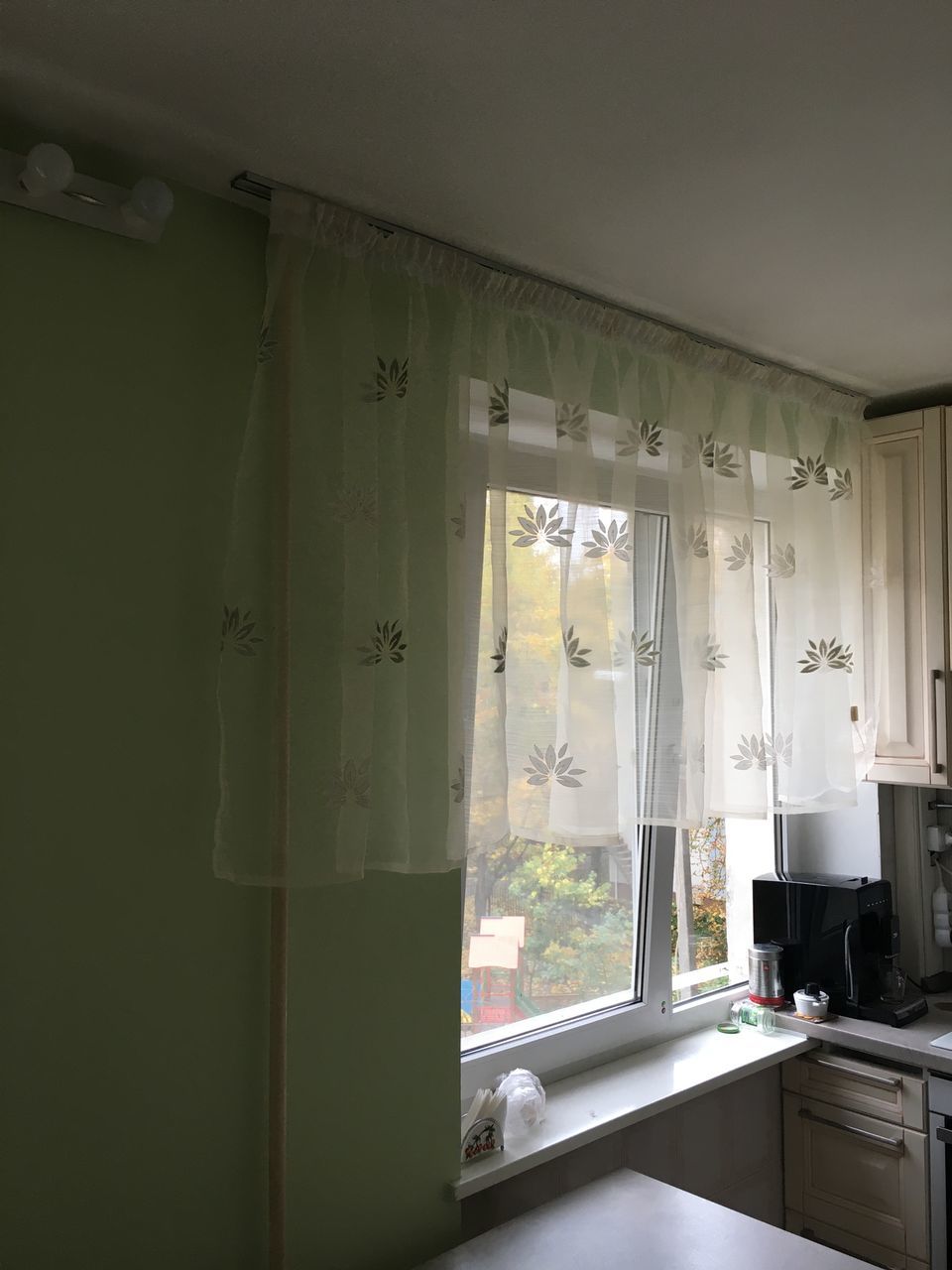 Perdele noi diferite, le puteți încreți pentru orice lungime a geamului ...