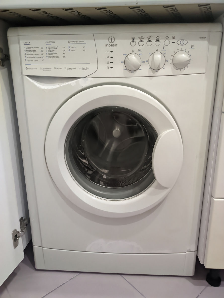 Стиральная машина Indesit Wil102x