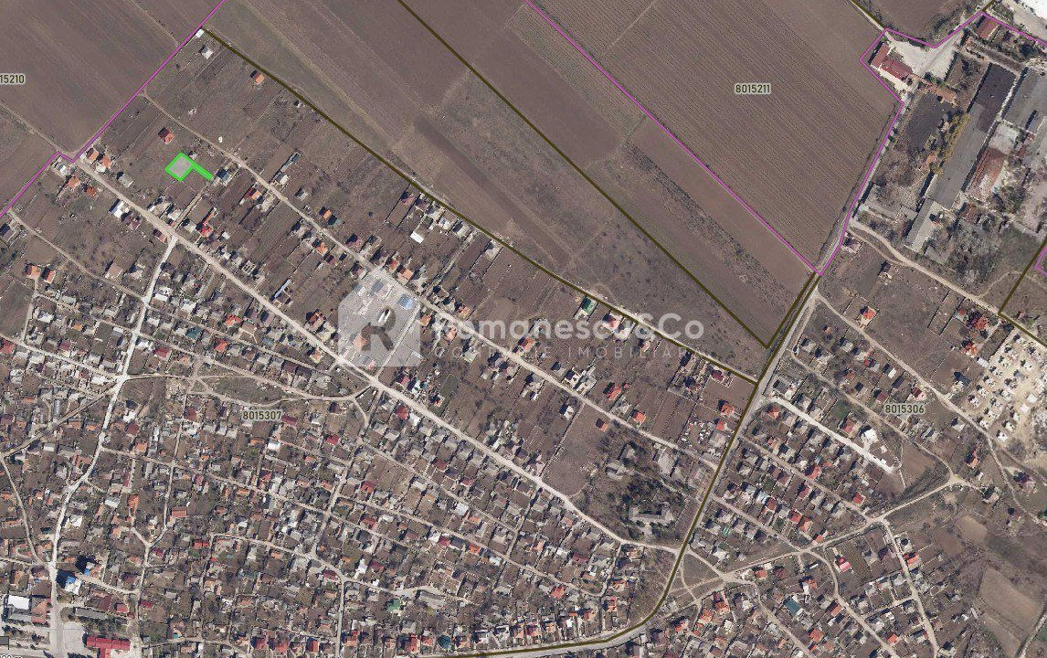 Teren de vanzare pentru constructii în Cojusna, 9 ari.