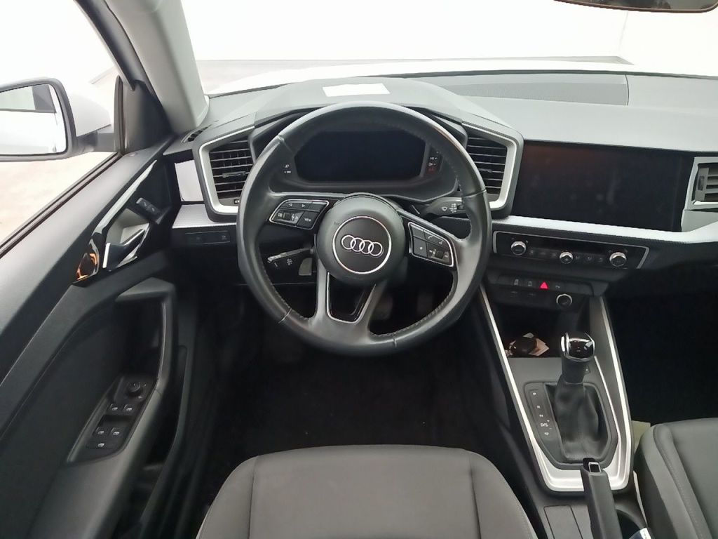Audi A1 an. 2019 cu rulaj 117779 km, Benzină, 14800