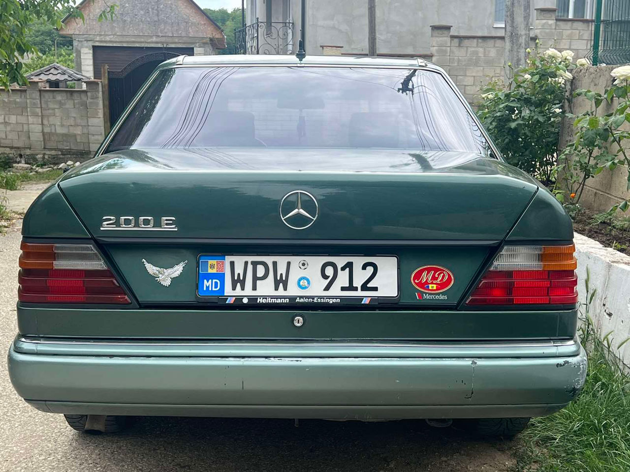 Mercedes Series (W124)