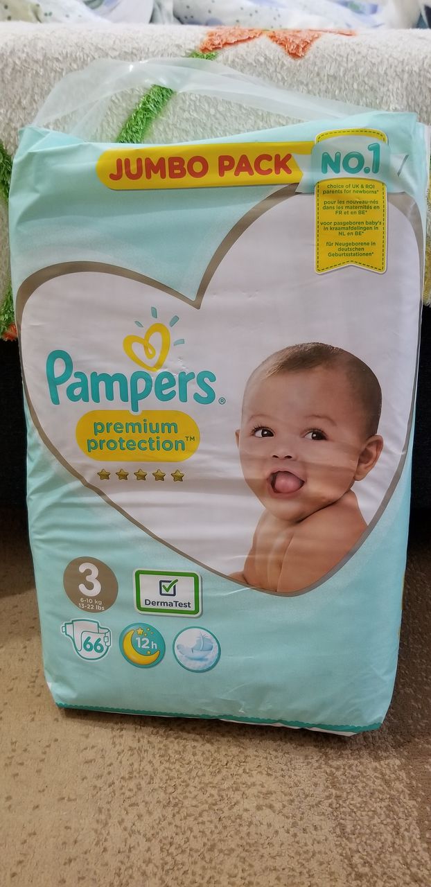Huggies Ultra Comfort, Pampers Premium