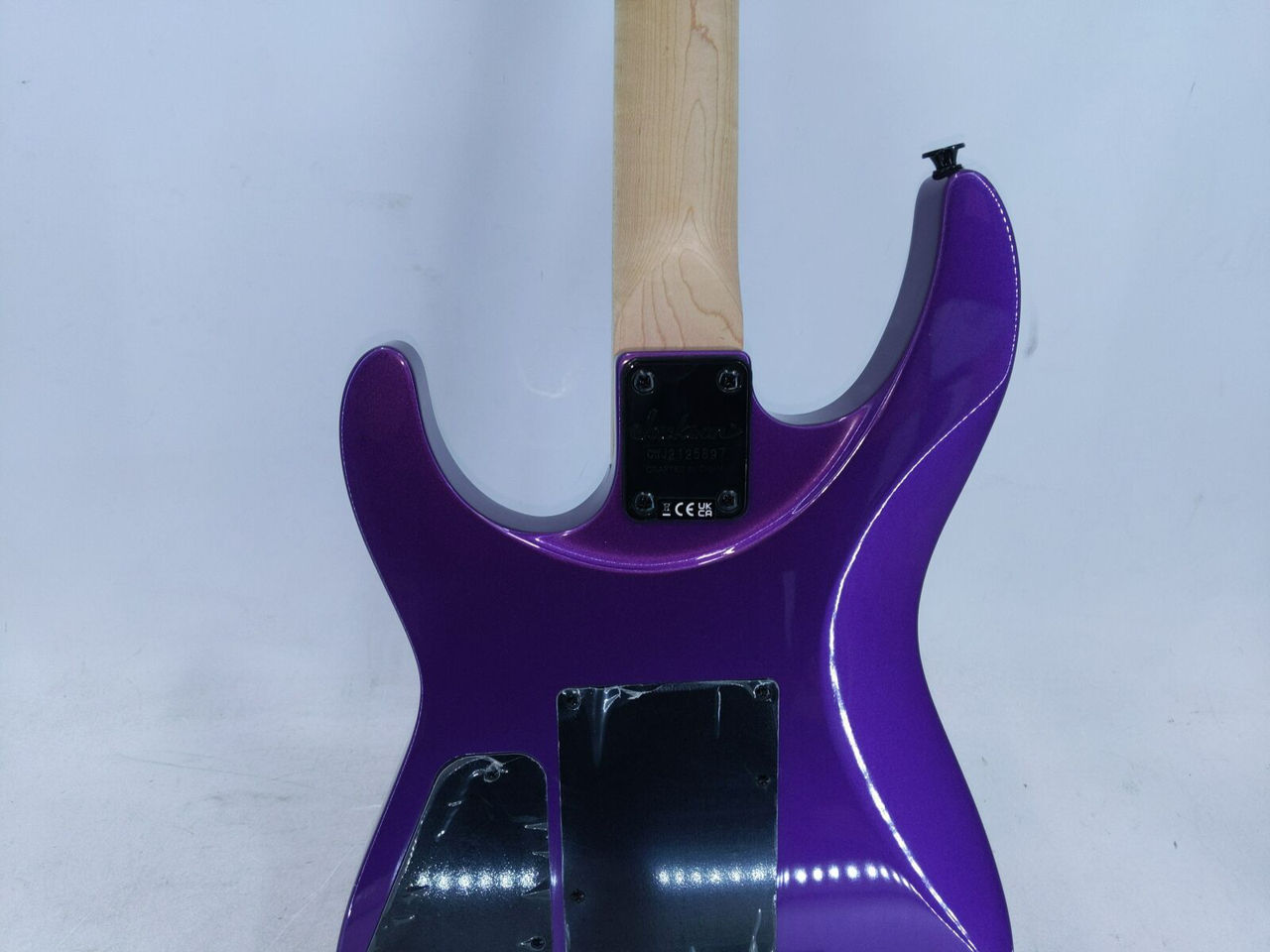 Редкий в Молдове Jackson JS32 Dinky DKA Pavo Purple