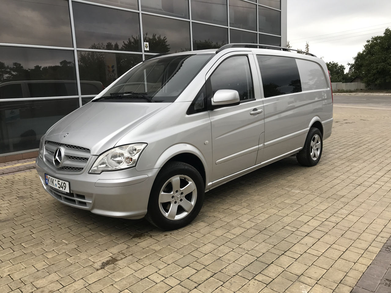 Mercedes Vito Long