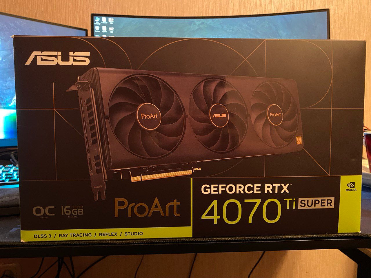 Коробка от Asus RTX 4070Ti Super Pro Art