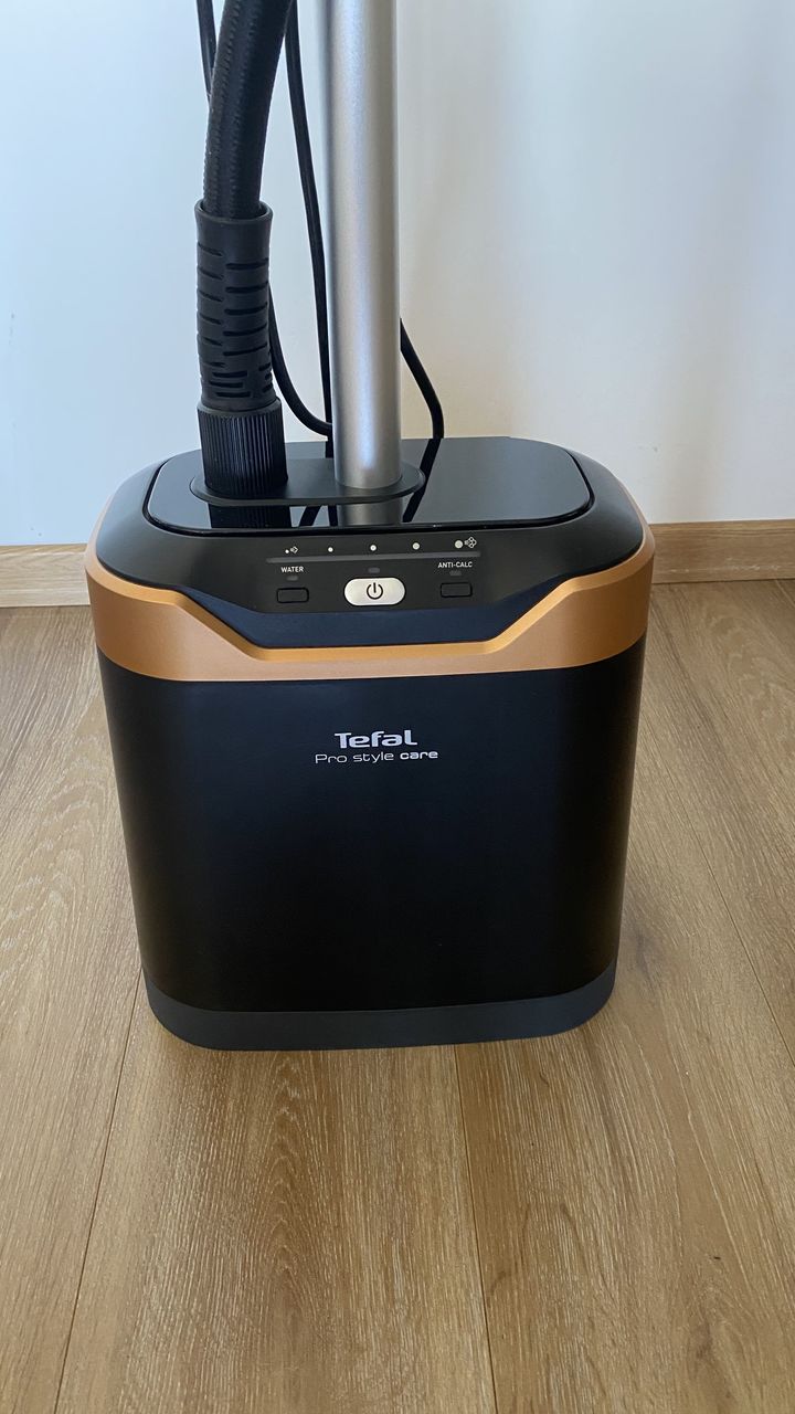 Отпариватель вертикальный Tefal IT8460E0 ProStyle