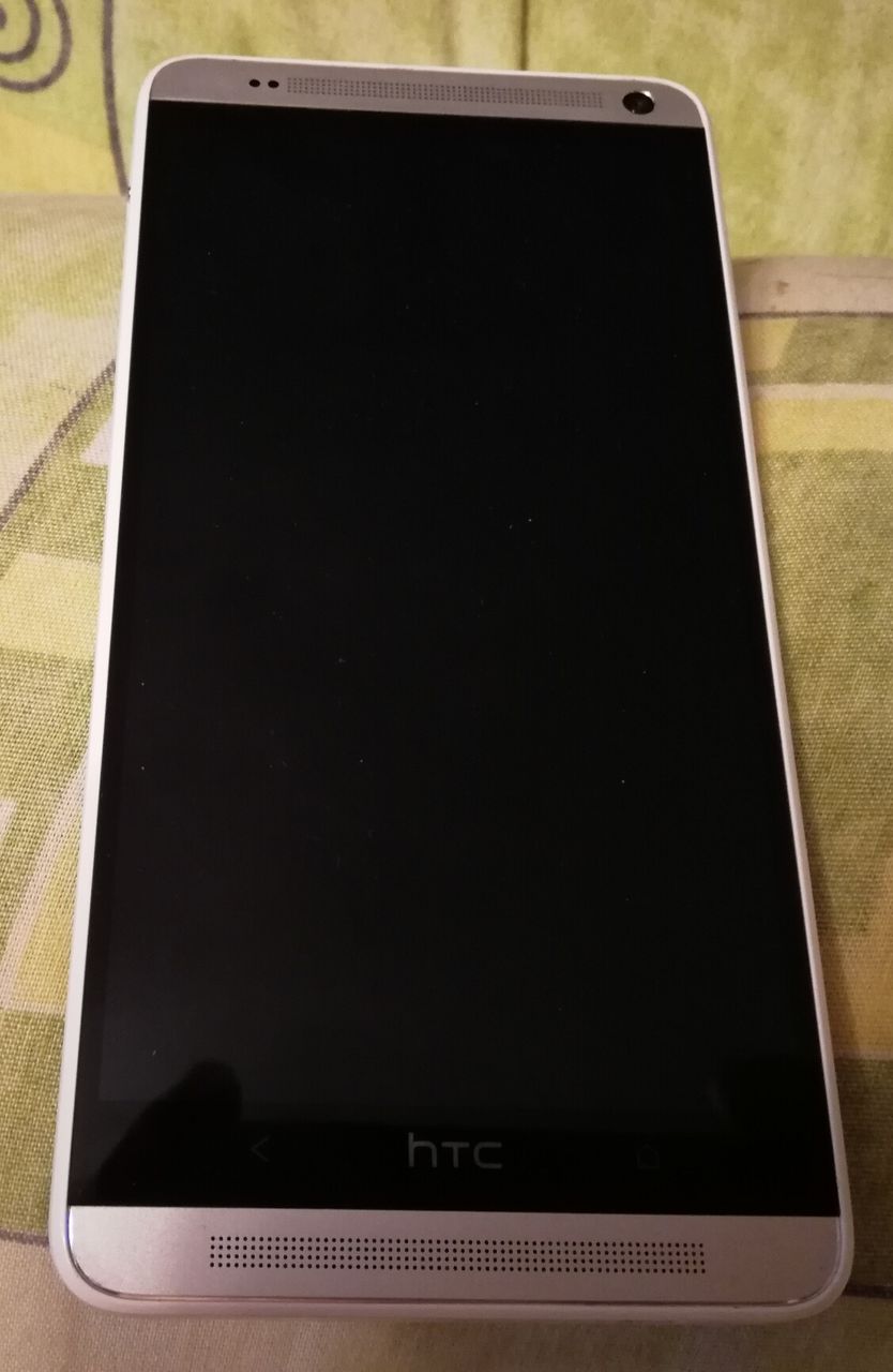 Vind smartphone HTC One Max la piese