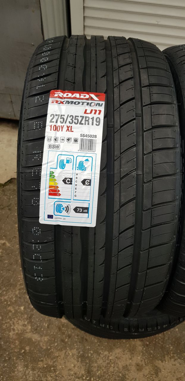 275/35/19 245/40/19 Roadx