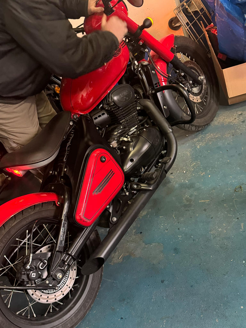 Jawa Perak an. 2024 cu rulaj 1050 km, 5850