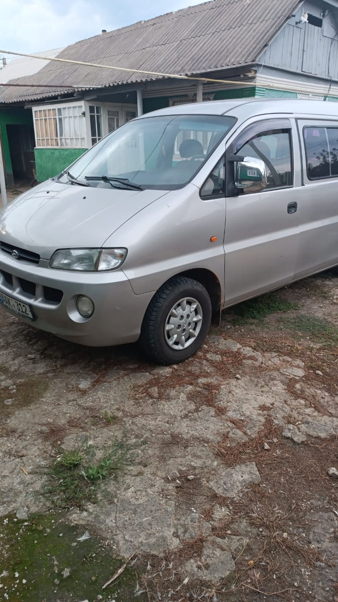 Hyundai H200