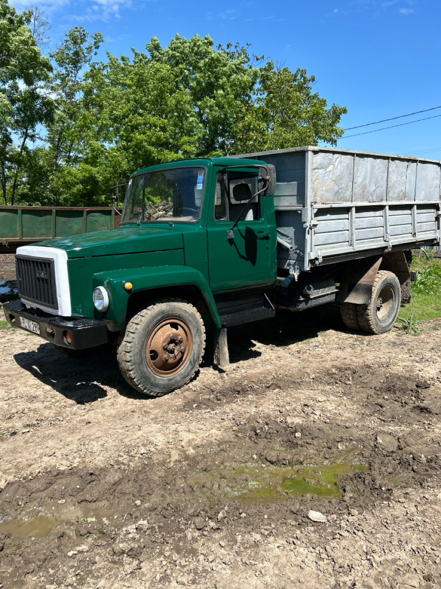 ГАЗ 3307 1990 г. с пробегом 22 км, Бензин, 42000 MDL