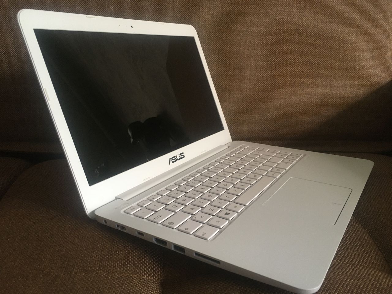 Asus X 402 N - 14