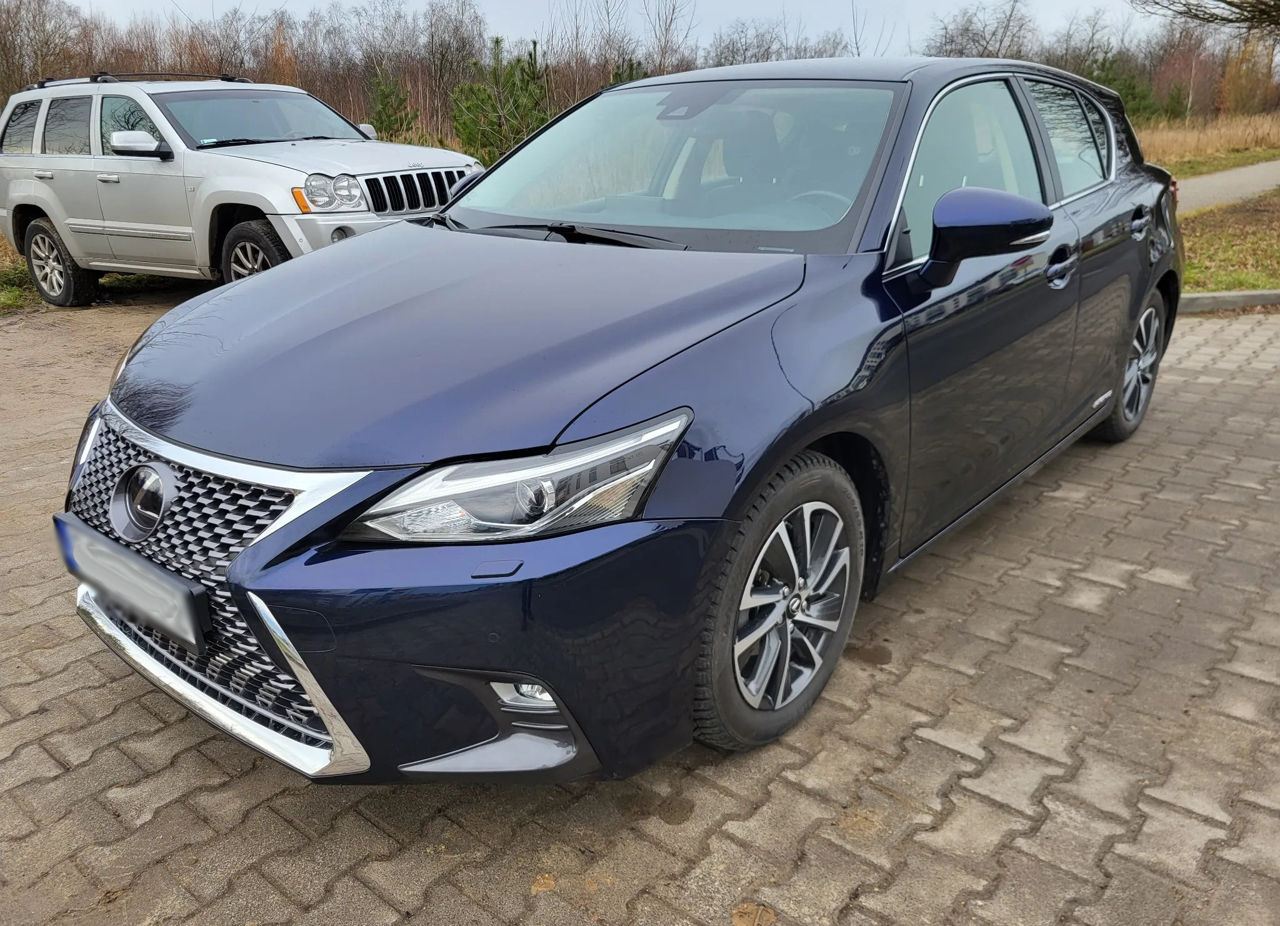 Lexus CT Series an. 2020 cu rulaj 44000 km, Hybrid, 14000