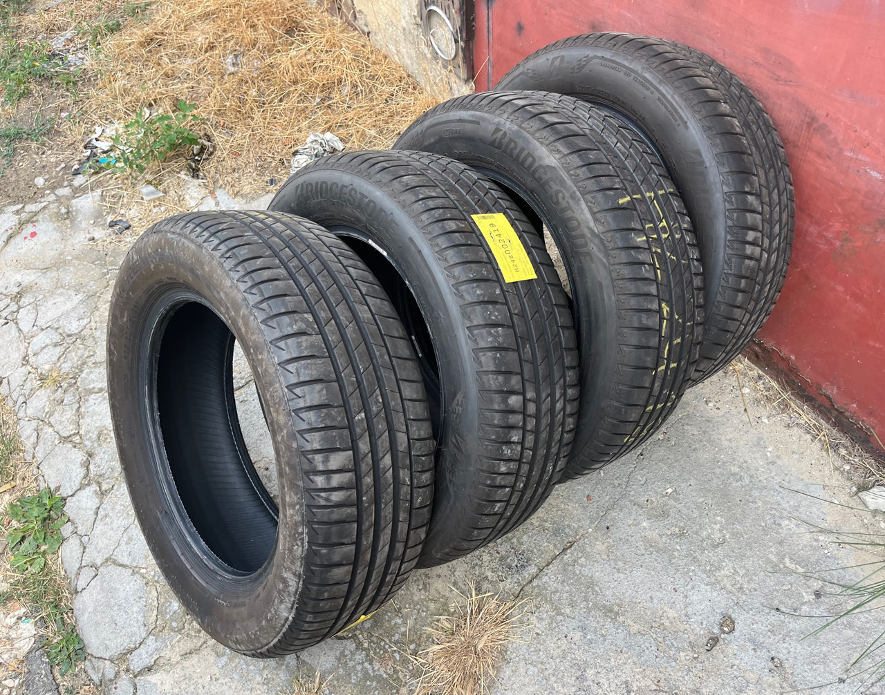 Set Anvelope R16 205/60