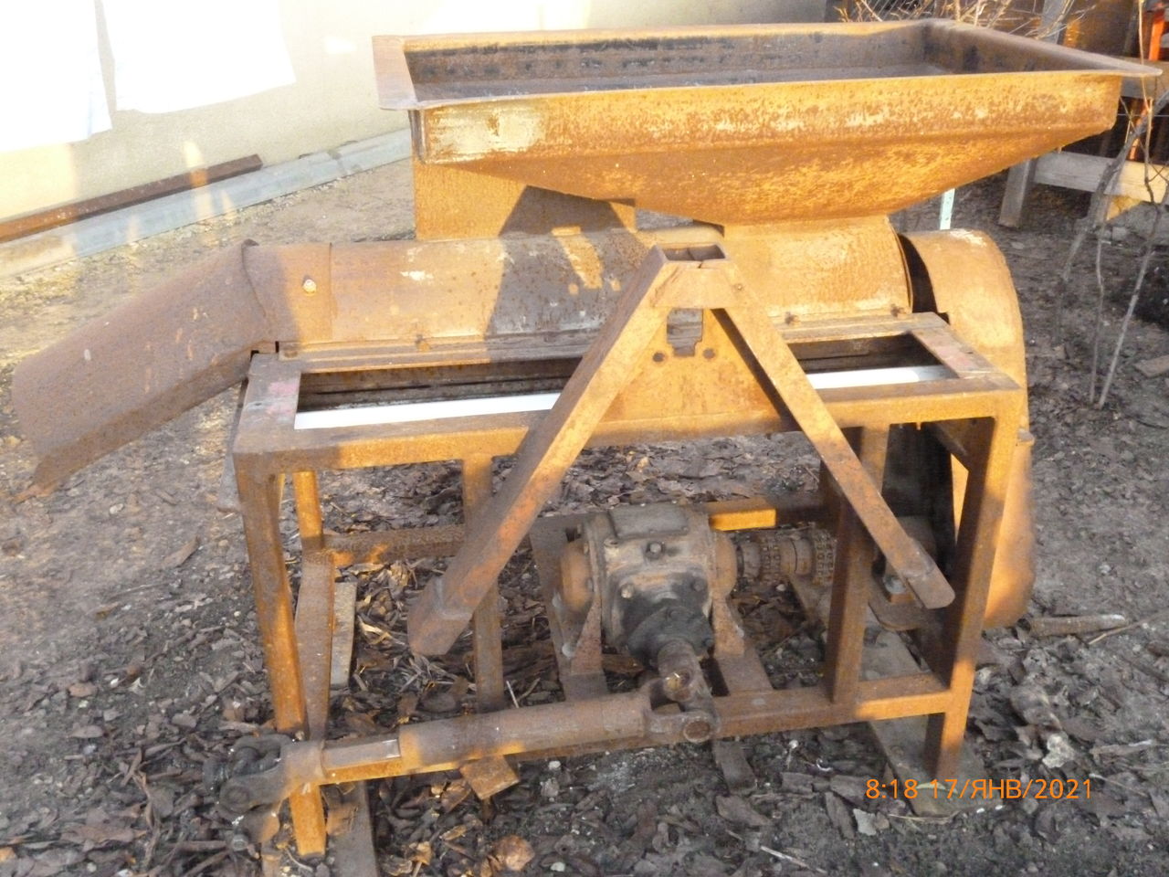 Vind batoza pentru porumb la tractor,banci odobrenie,stoica de ...