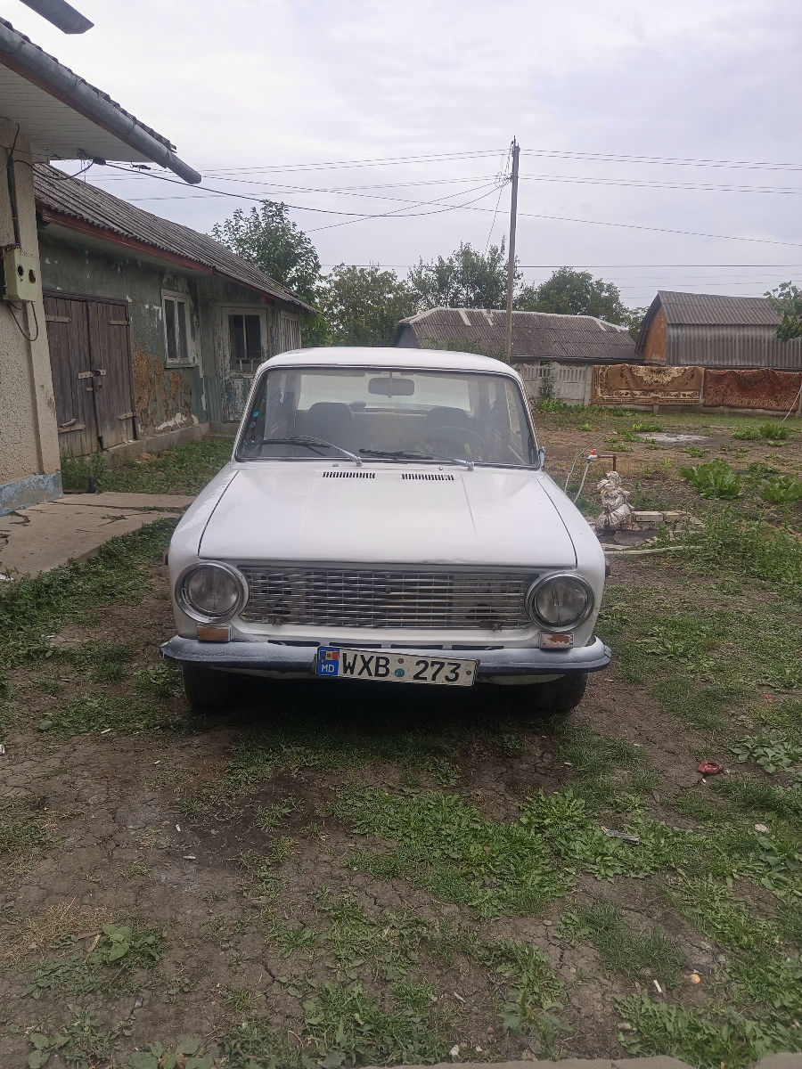 Lada / ВАЗ 2101 1988 г. с пробегом 2000000 км, Бензин, 550