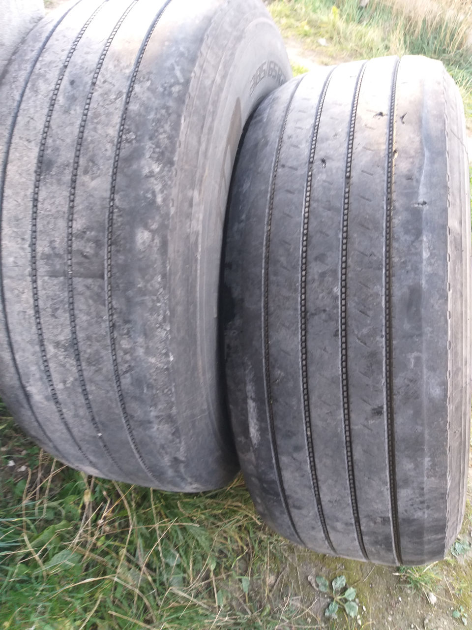 Anvelope 385/65/22,5 avem și 315/70/22.5