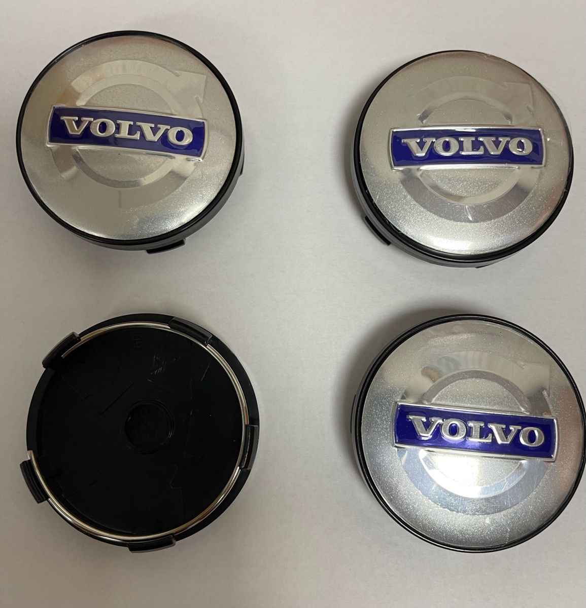 Колпачки на диски Volvo