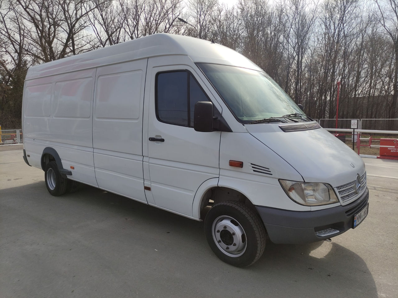 Mercedes Sprinter 413