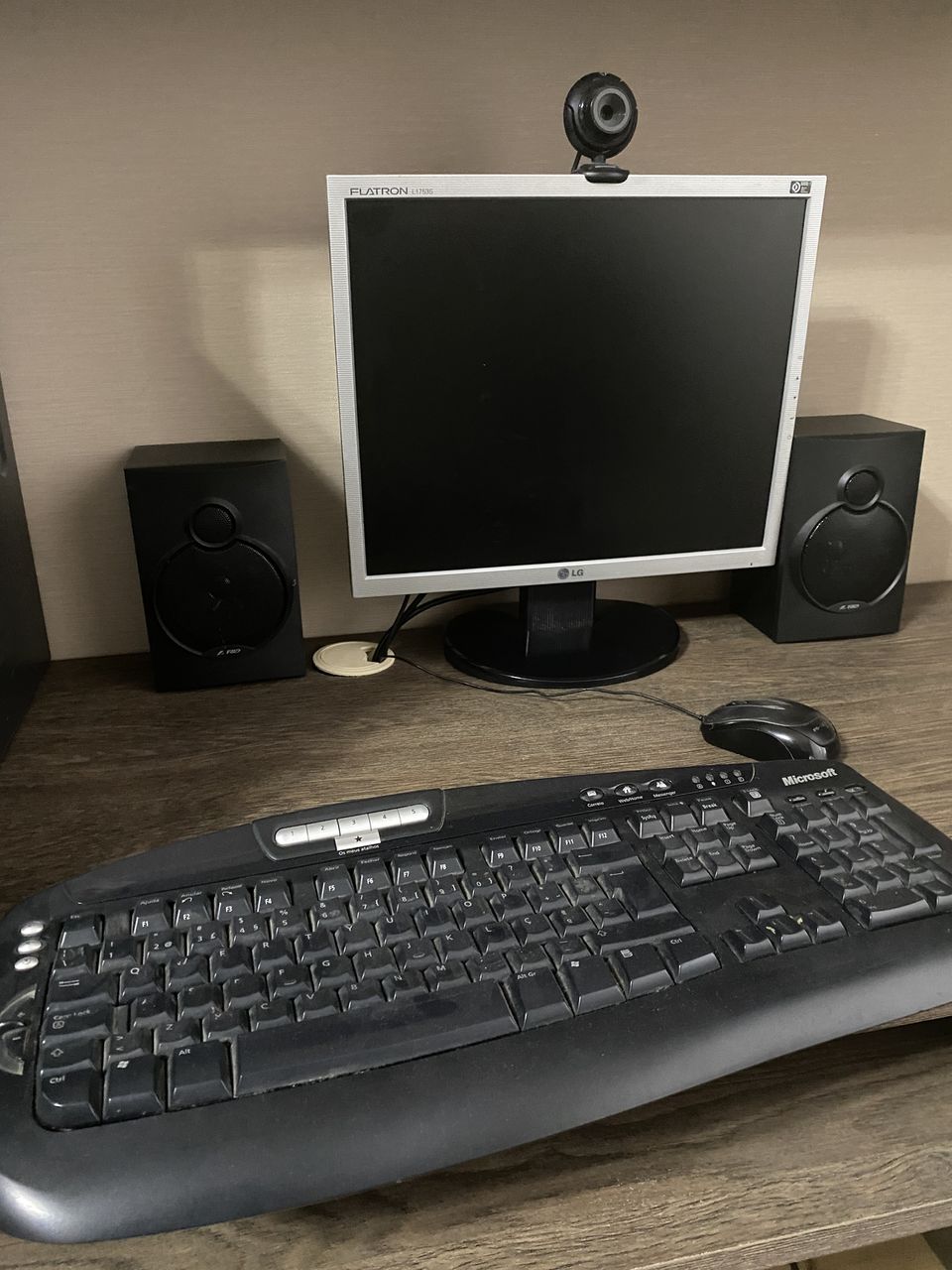 Calculator desktop Lg