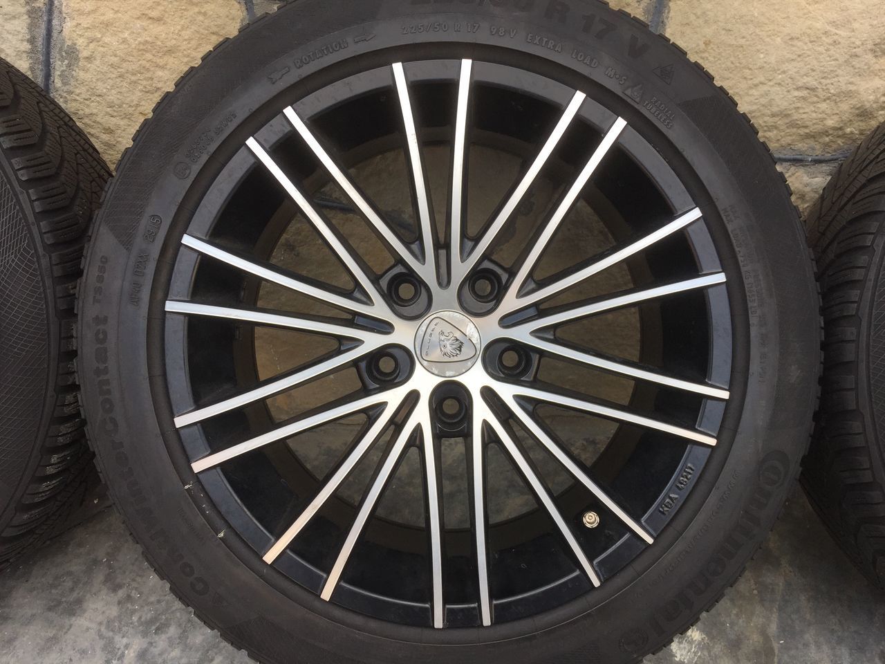 R17 5x120 225/50 , 4 мм, 5 x 120 17 225 / 50 BMW VW T5 T6 jante