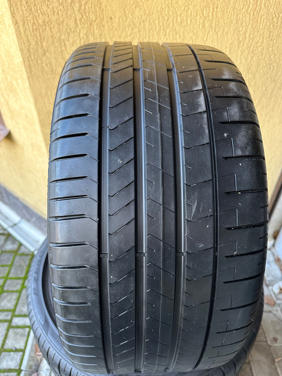 Anvelope Pirelli 285/30 21
