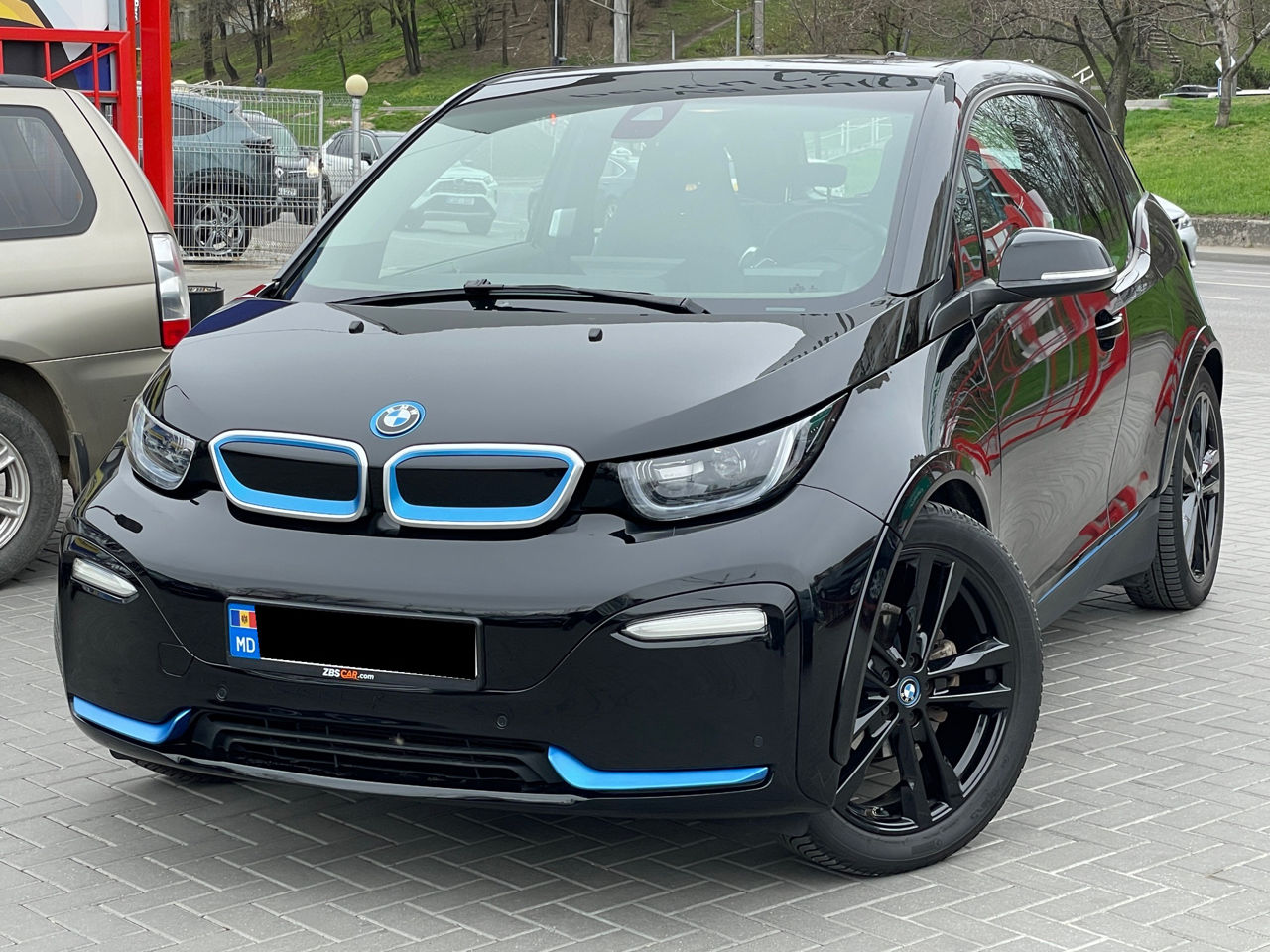 BMW i3 an. 2017 cu rulaj 99774 km, Hybrid, 16999