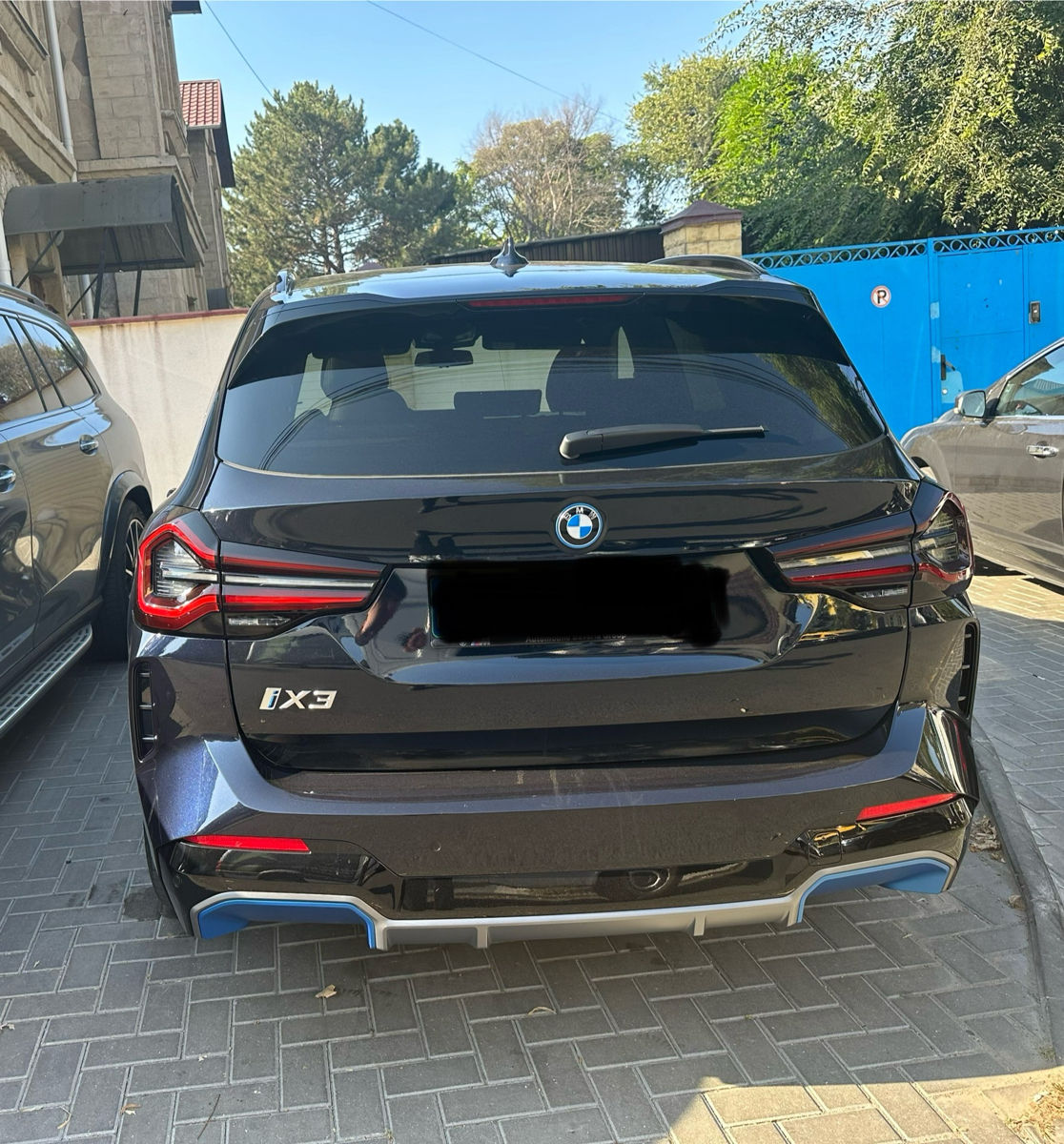 BMW iX3