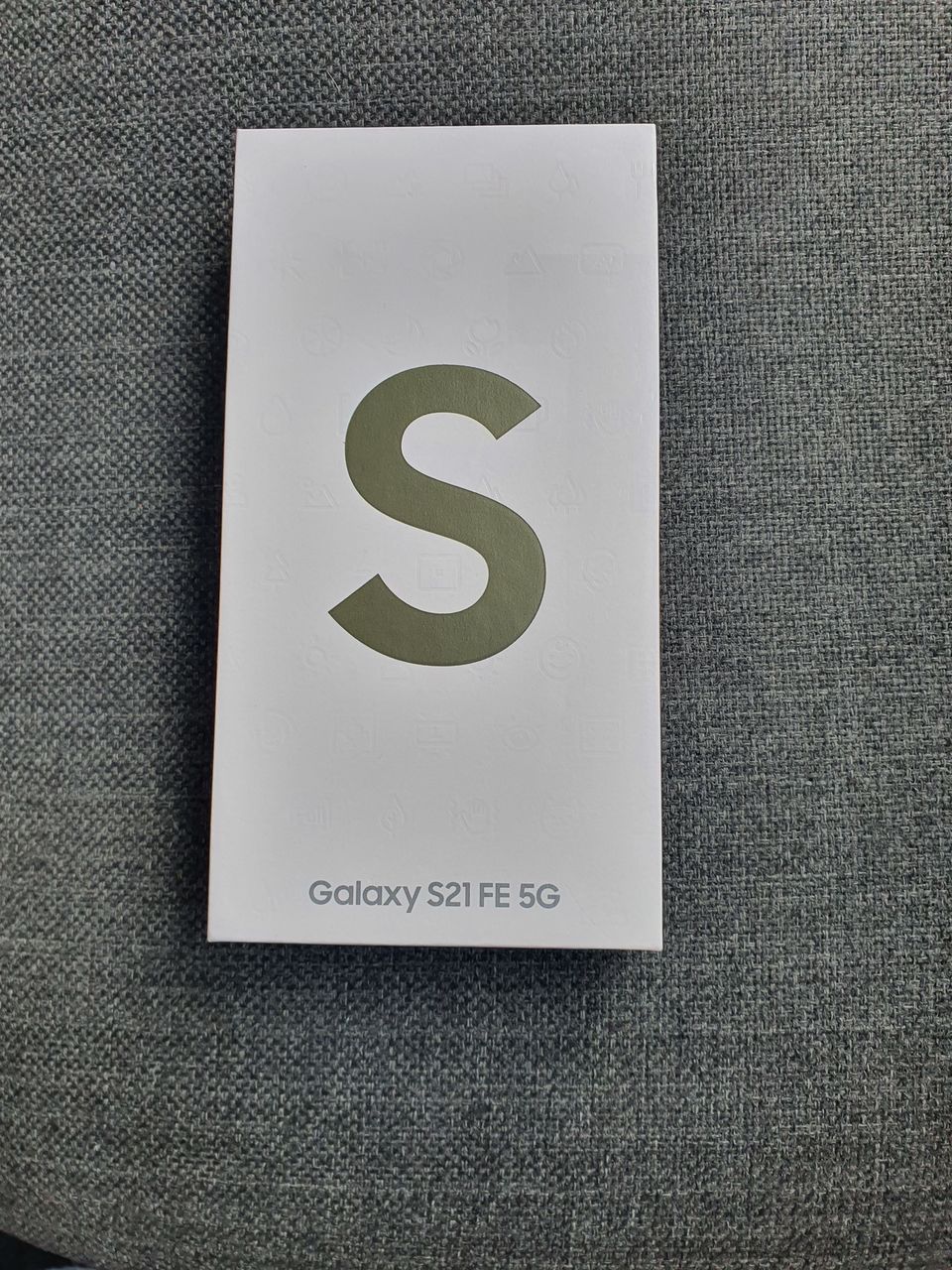 Новинка !!! Samsung Galaxy S21FE 5G. 256Gb. Ram =8Gb.