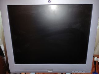 Monitor HP Pavilion F1703