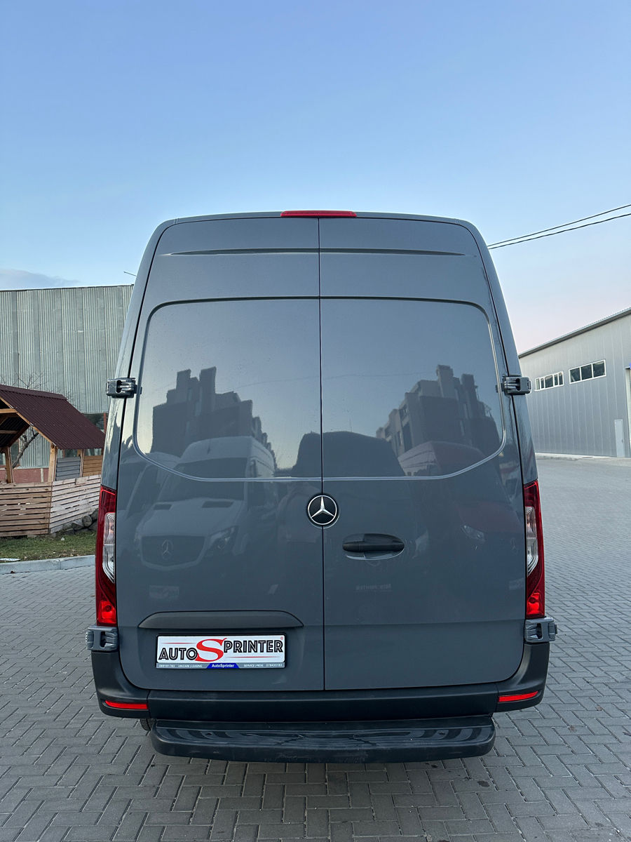 Mercedes Sprinter 519 CDI 2021 г. с пробегом 176952 км, Дизель, 26750