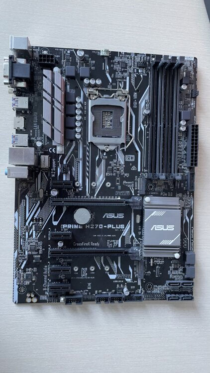 Продам Материнскую плату Asus Prime H270-plus