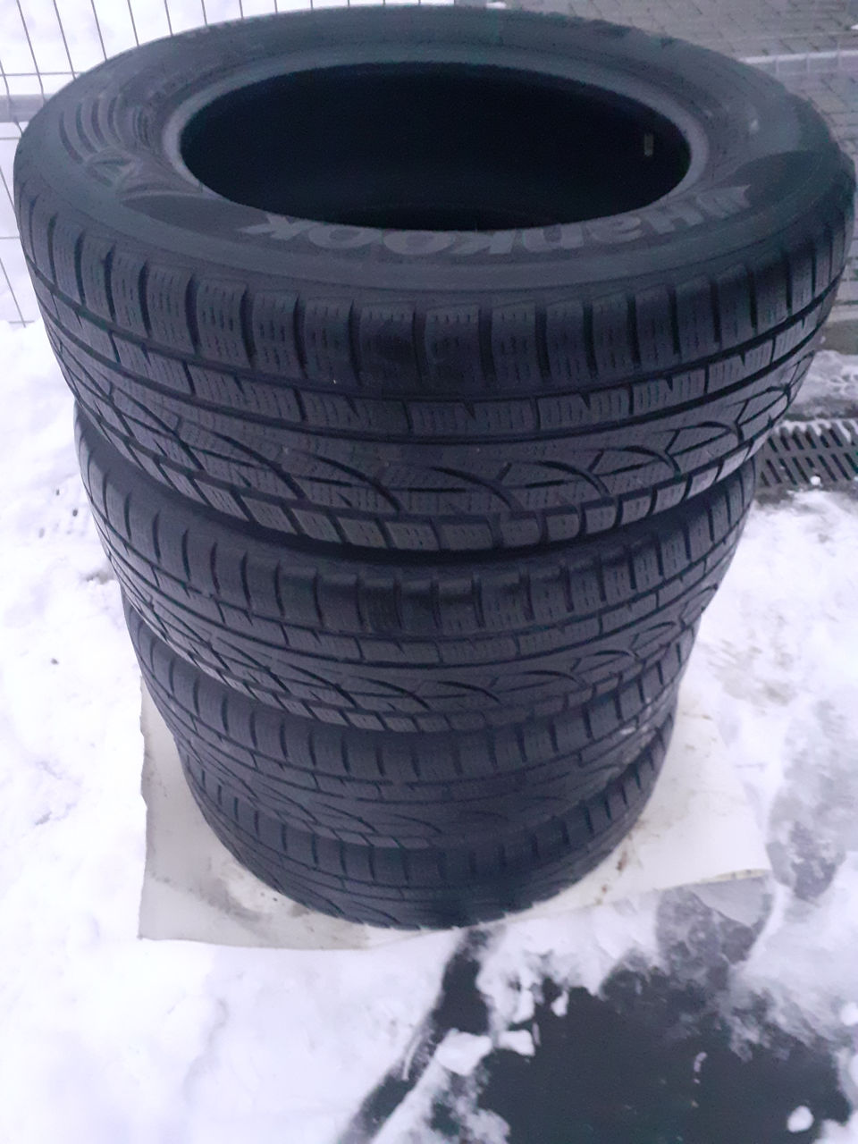 Зимняя резина 225-65-R17 Hankook