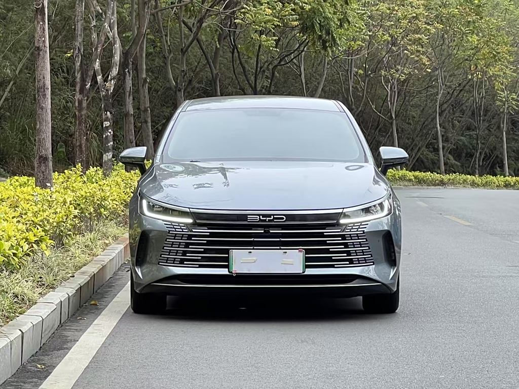 Byd Destroyer 05 an. 2025 cu rulaj 10 km, Plug-in Hybrid (benzină), 12500