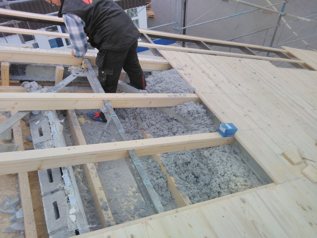 Izolant "Ecovata": montăm repede, ieftin si cu siguranță pe viață!