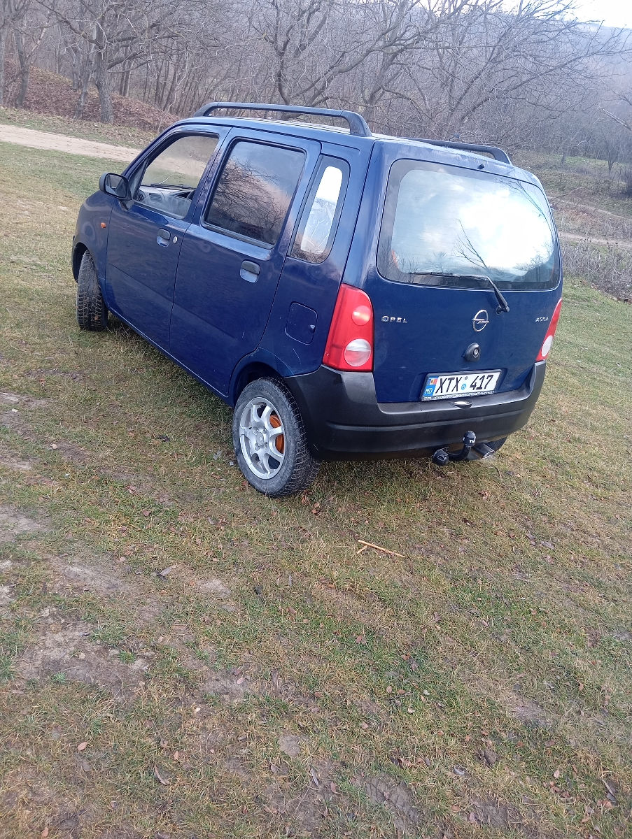 Opel Agila an. 2001 cu rulaj 2100 km, Benzină, 1400