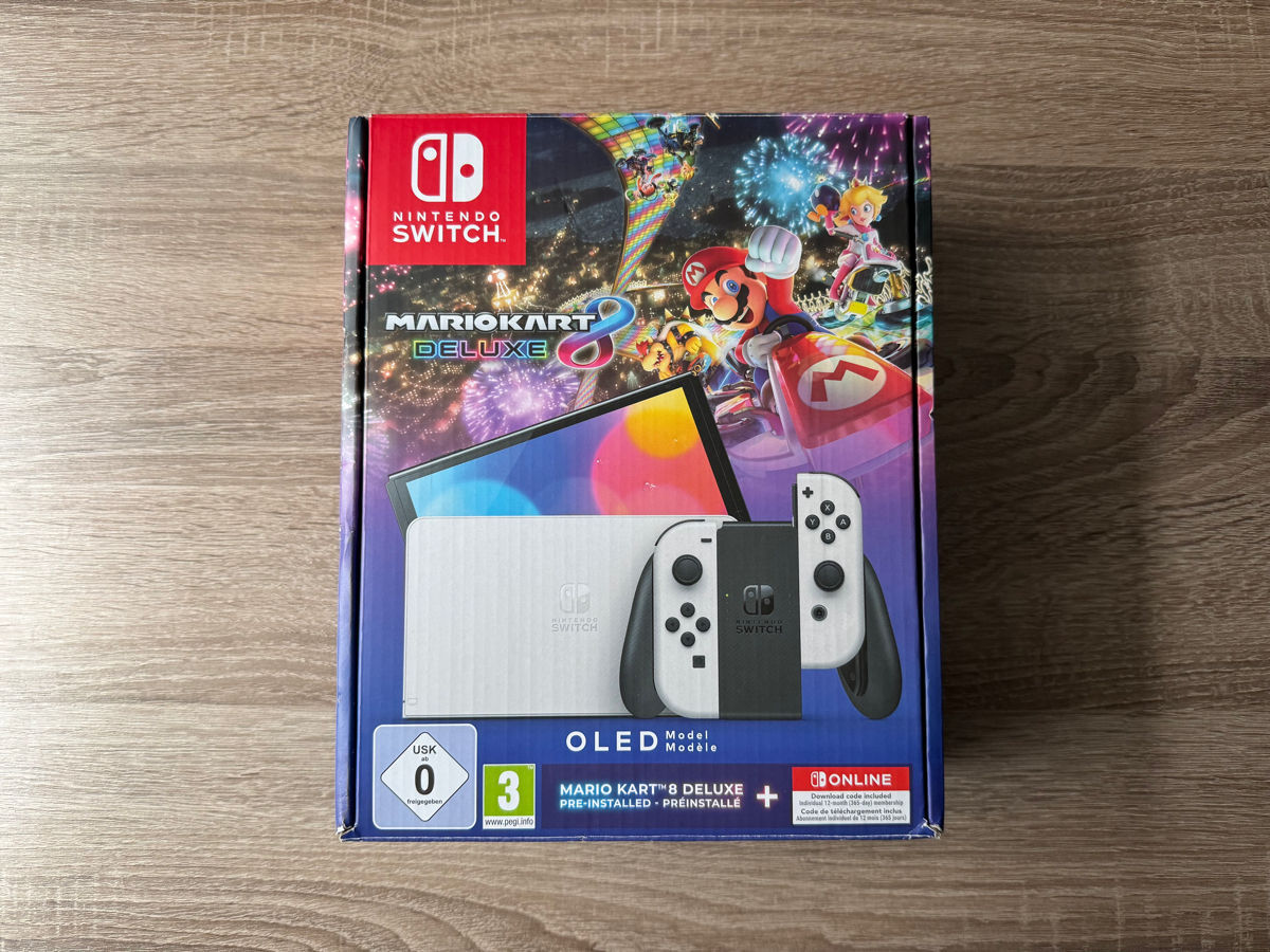 Nintendo Switch Oled - 5000 lei + Jocuri