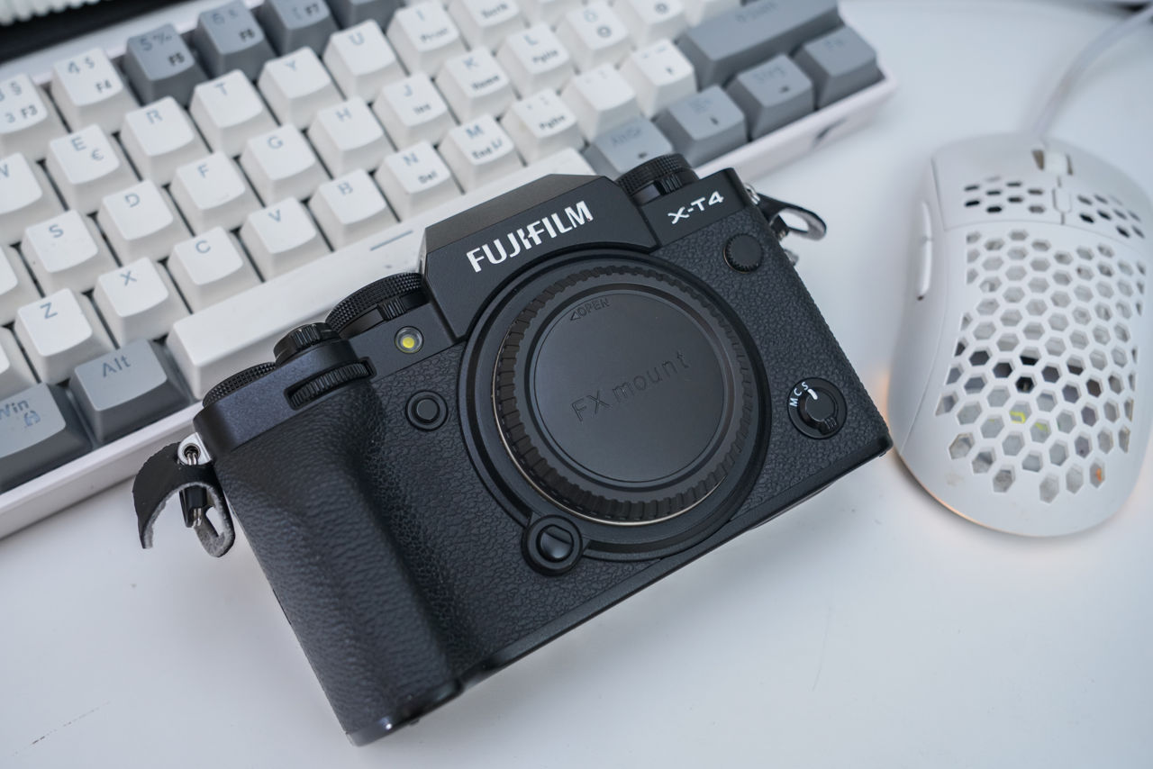 FujiFilm X-T4 Body