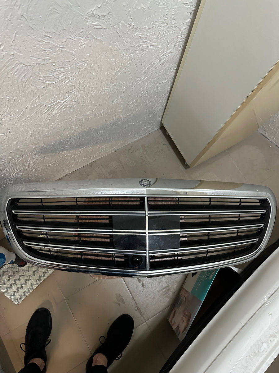 Grila (pt distronic+360) Mercedes E Class W213/Решотка (для дистроник+360) Мерседес Е Класс W213