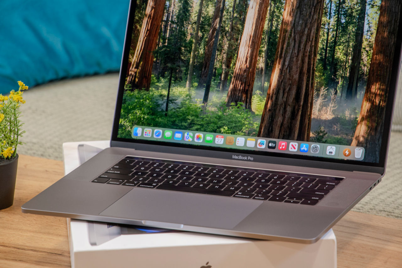 Macbook Pro 15 2017 - Core I7 7700H, 16Gb Ram, Radeon Pro 555, 500Gb ...