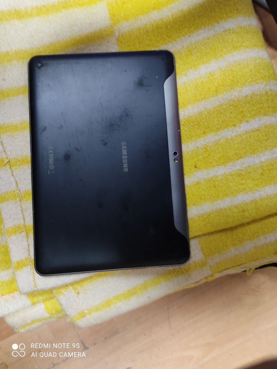 Продам планшет Samsung таб 10.0.1