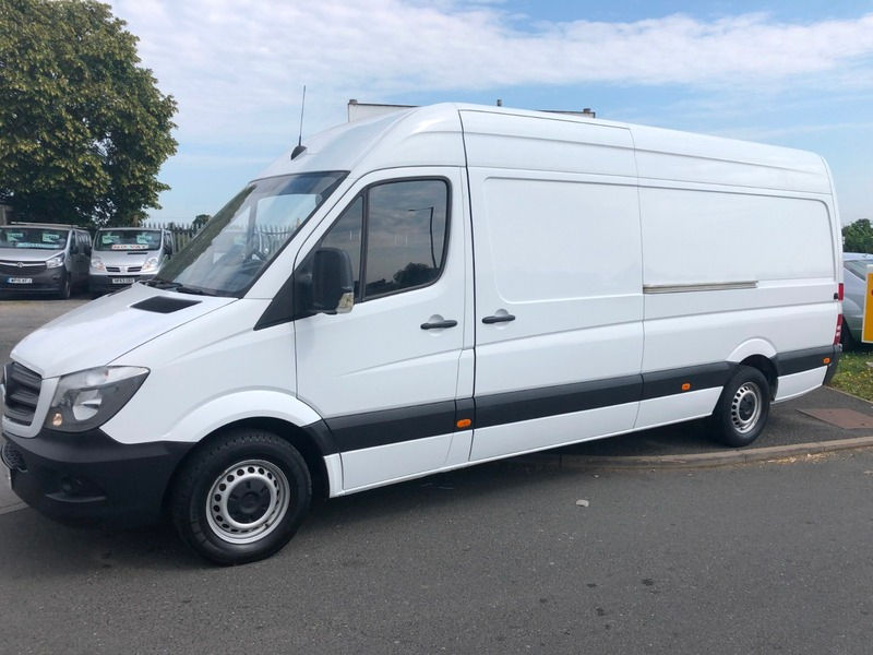 Transport de mărfuri și hamali!