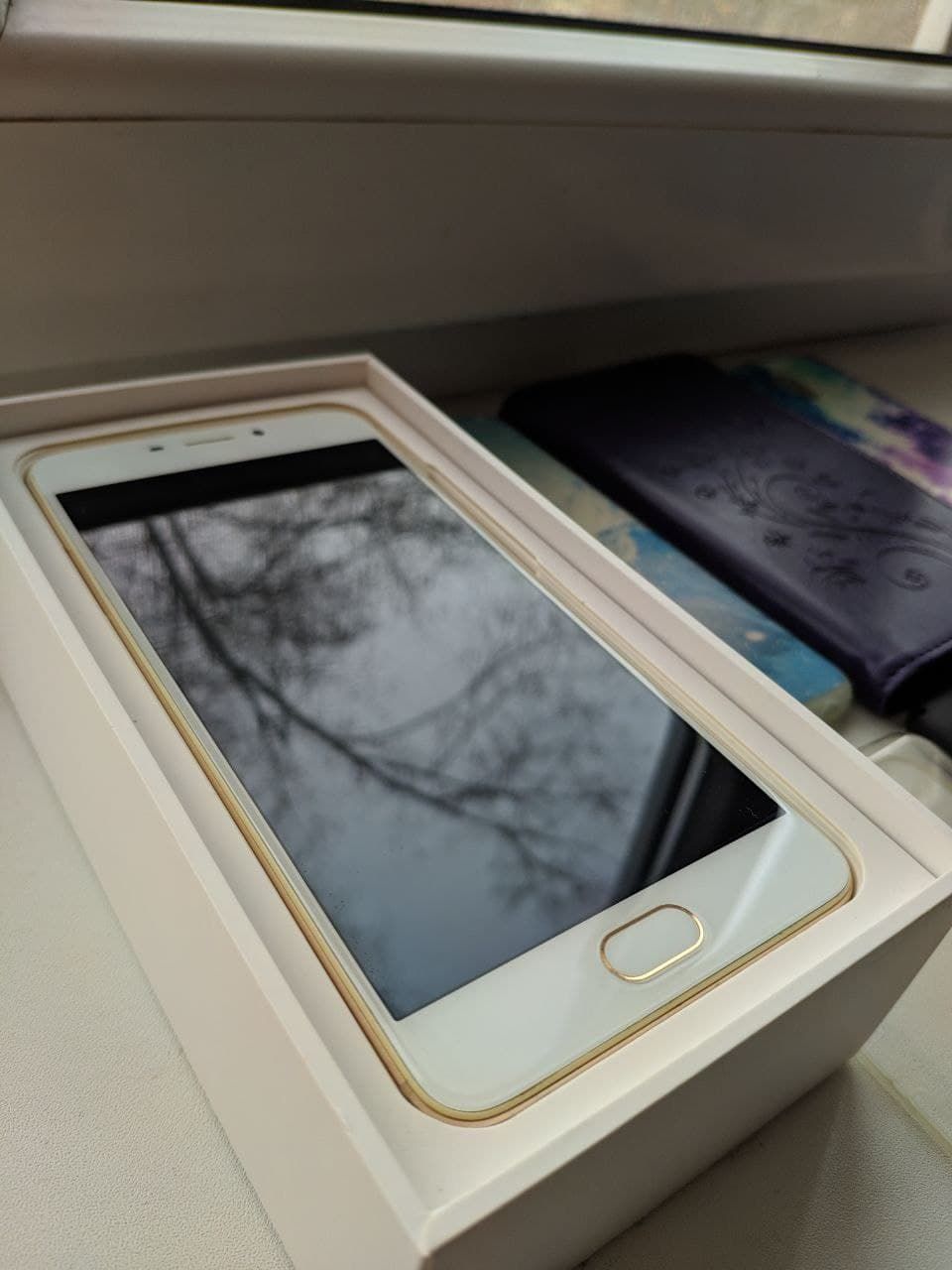 Se vinde smartphone Meizu M5 Note, in stare ideala 10/10